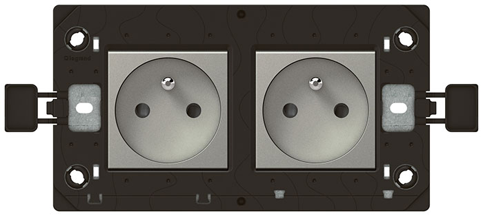 Espace Maison - LEGRAND - ARTEOR Magnesium - Double Socket 10/16 A - 2P+E shuttered + support frame