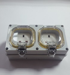 Espace Maison - Weatherproof Combination Double Socket 13a IP66