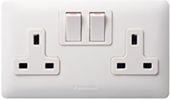 Espace Maison - Double electrical wall socket